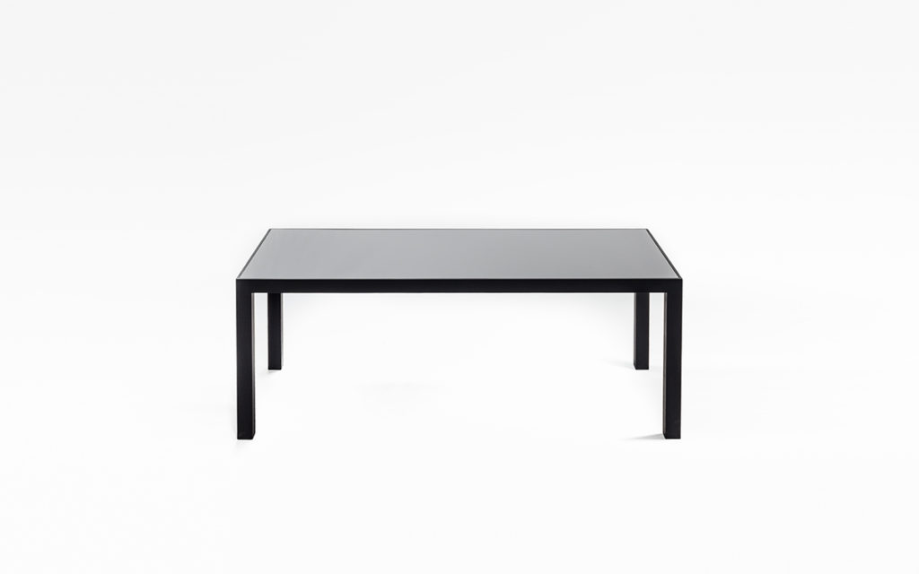 Horizontal table | Time & Style
