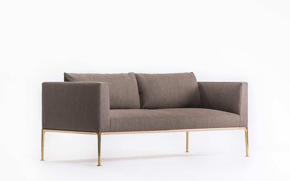 Transit sofa brass | Time & Style